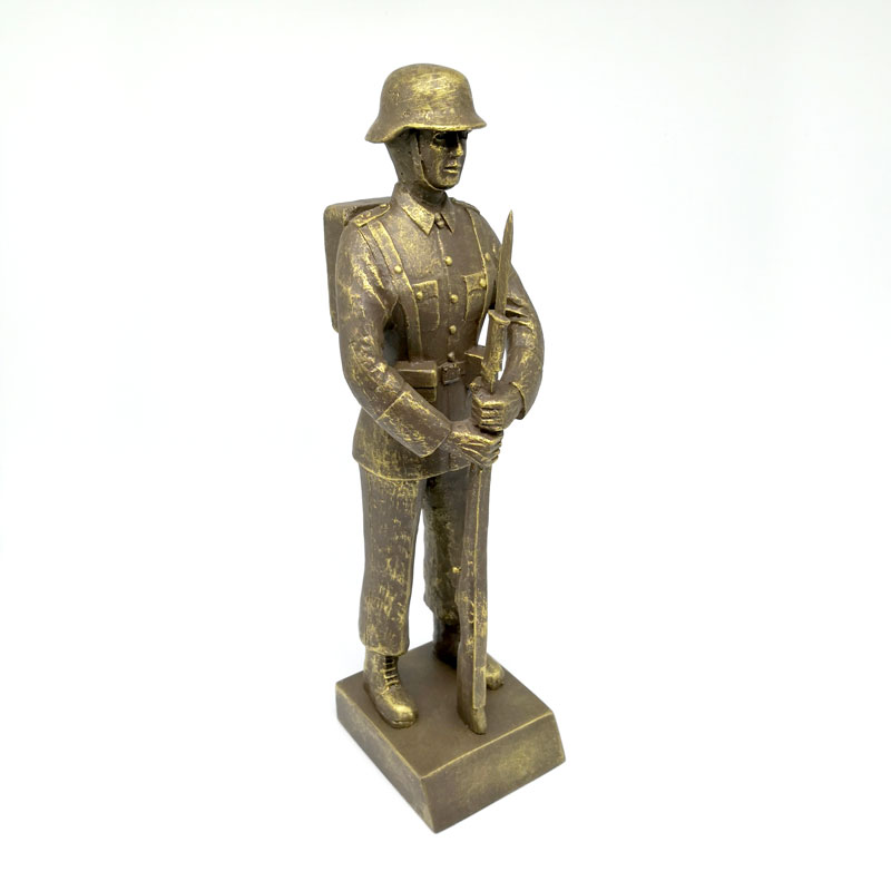 Estatuilla Dragoneante - Empresas CTM